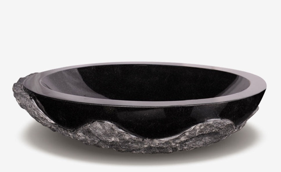 Stone basin chiseled outside – Marblebee